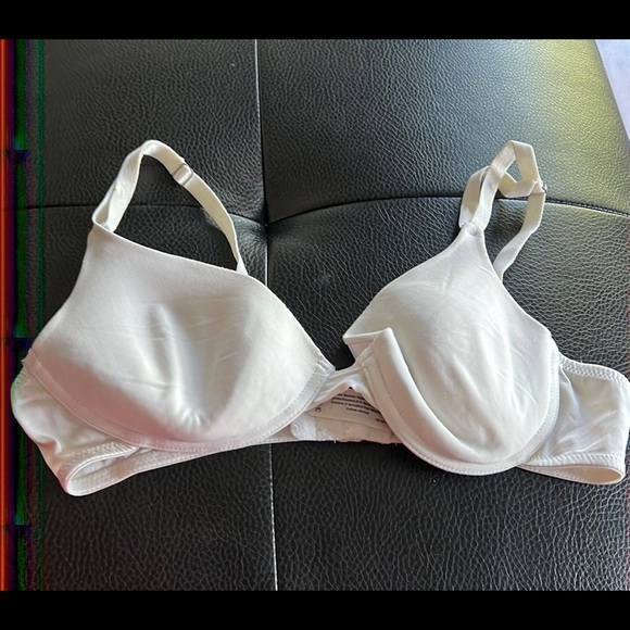Maidenform | Intimates & Sleepwear | White 36a Bra | Poshmark